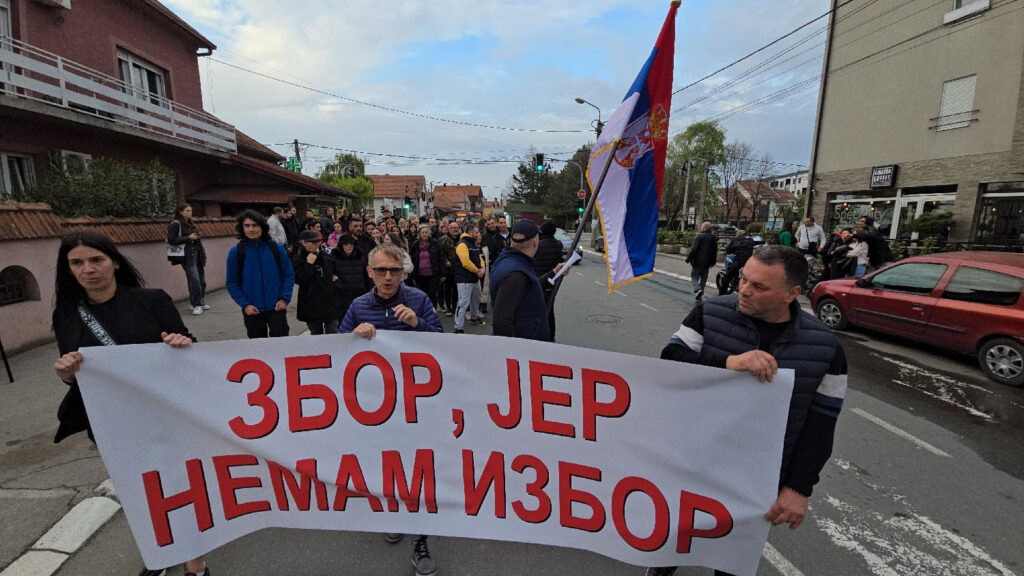 „Zbor, jer nemam izbor“: Stanovnici Batajnice i Ugrinovca održali prvi ...